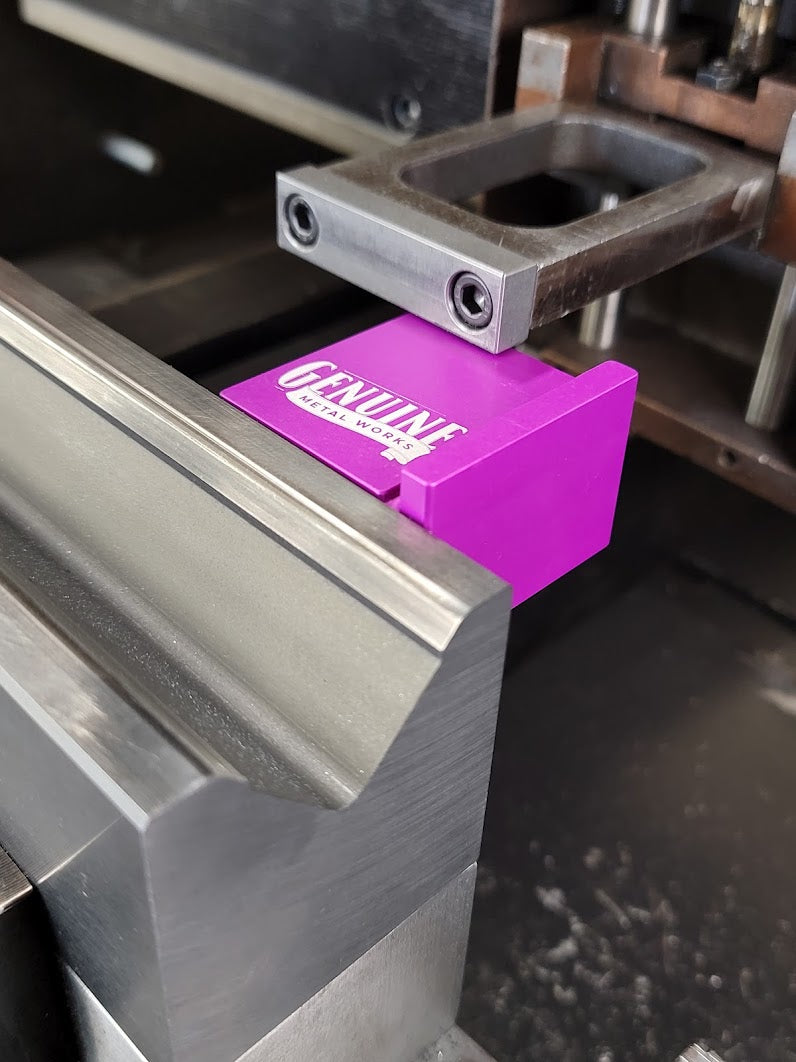 Magnetic squaring arm – Genuine Metal Works